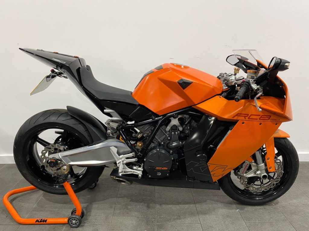 KTM RC8 - Colwyn Bay Motorcycles