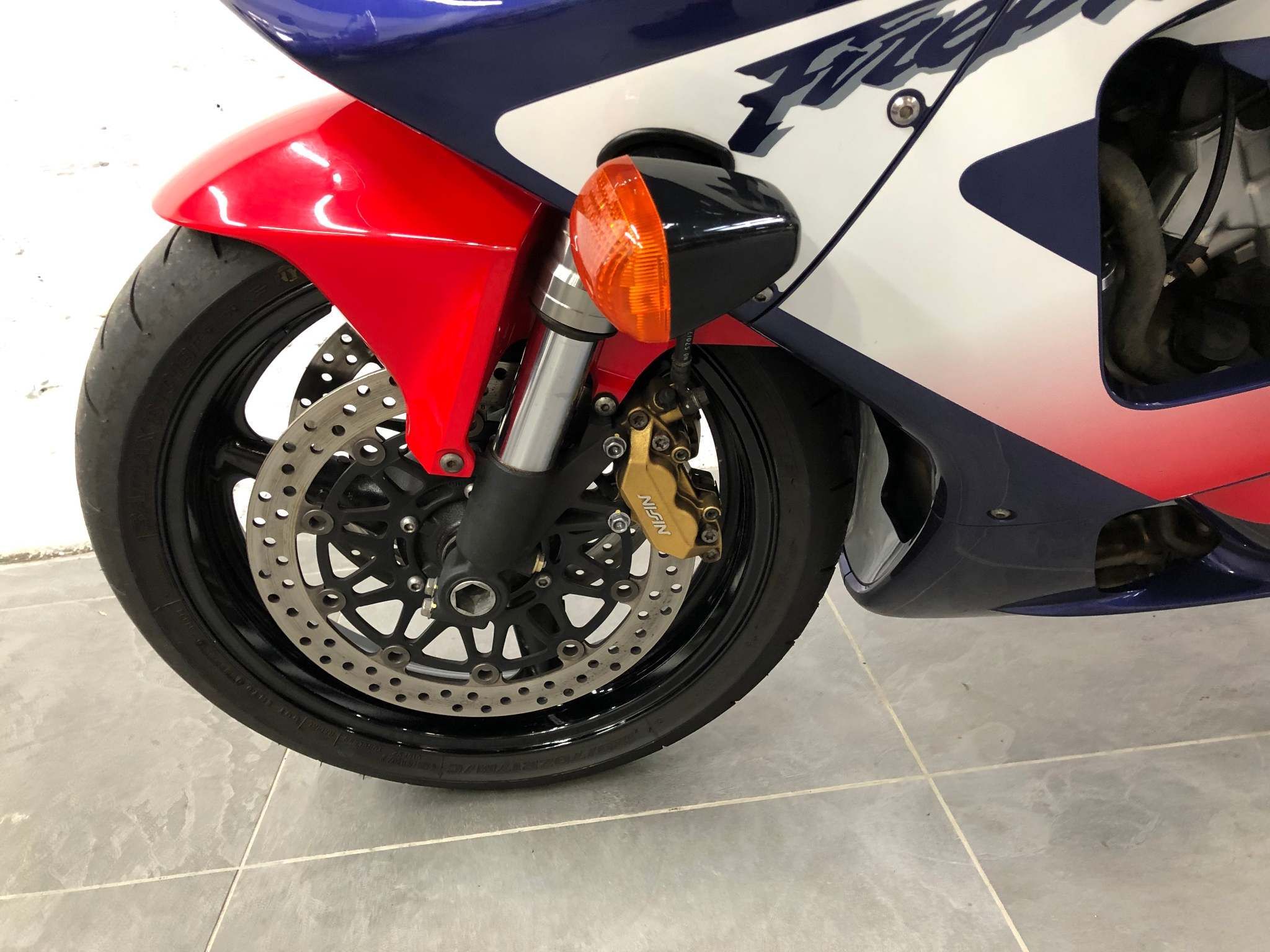 Honda CBR900RR Fireblade RR Fireblade image - Colwyn Bay KTM