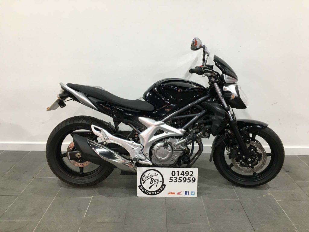 Suzuki Gladius 650 650 SVF image - Colwyn Bay Honda