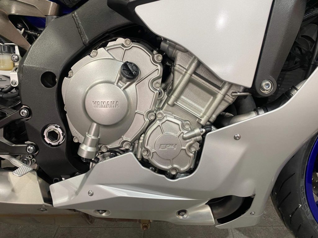 Yamaha R1 1000 ABS Super Sports image - Colwyn Bay Honda